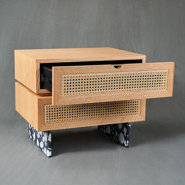 MARLAGO SIDE TABLE - JOSMO