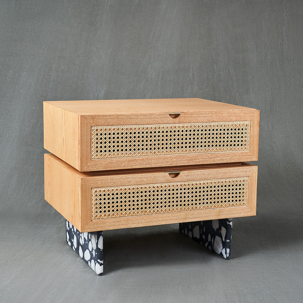 MARLAGO SIDE TABLE - JOSMO