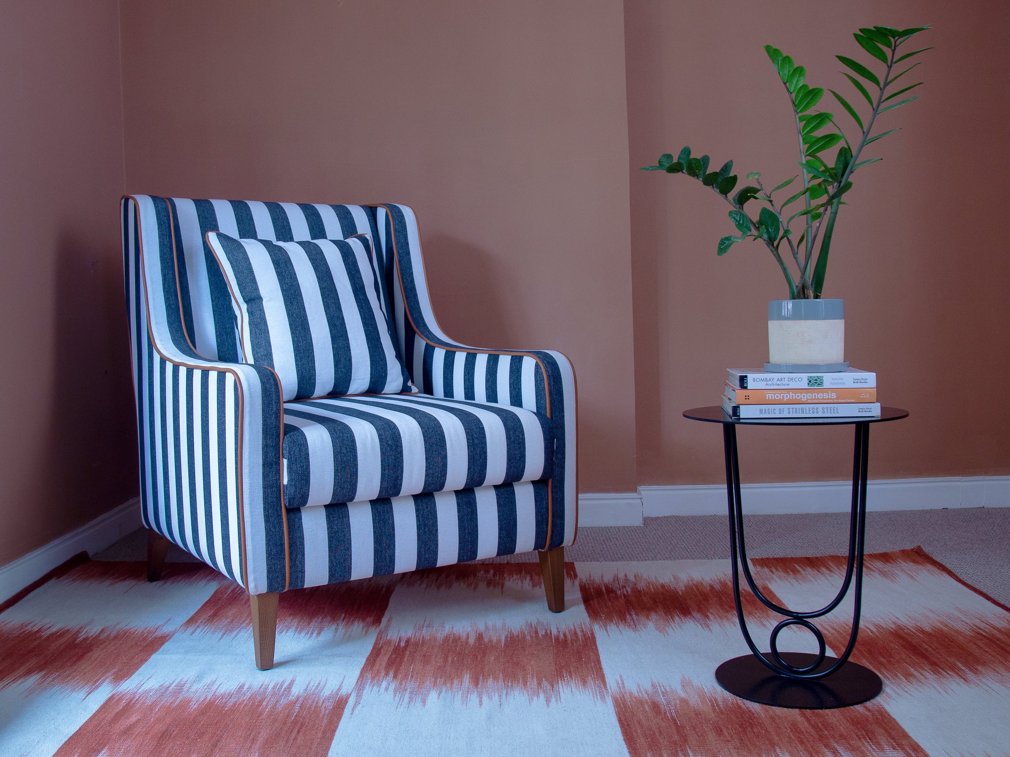 TEA LOUNGE CHAIR - JOSMO