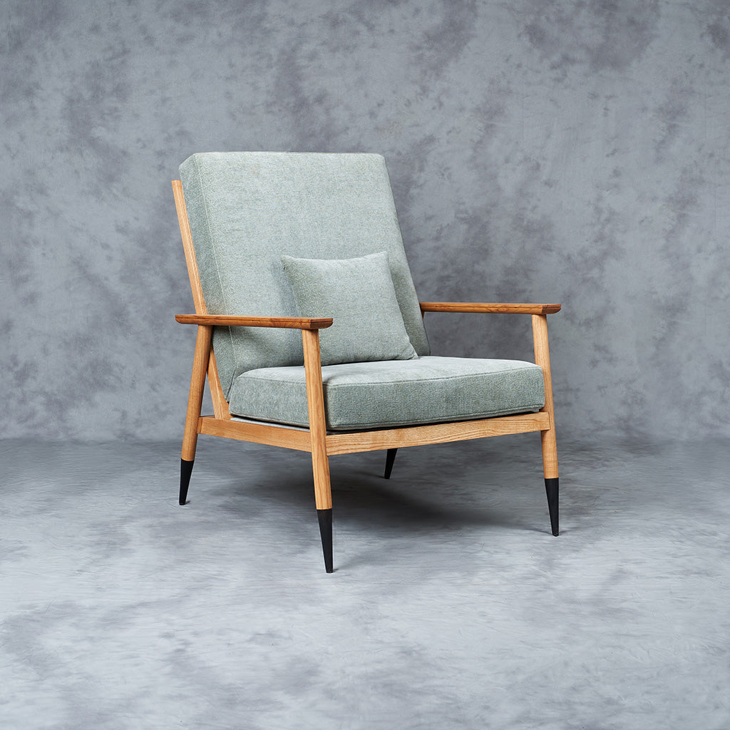 BAWA LOUNGE CHAIR - JOSMO