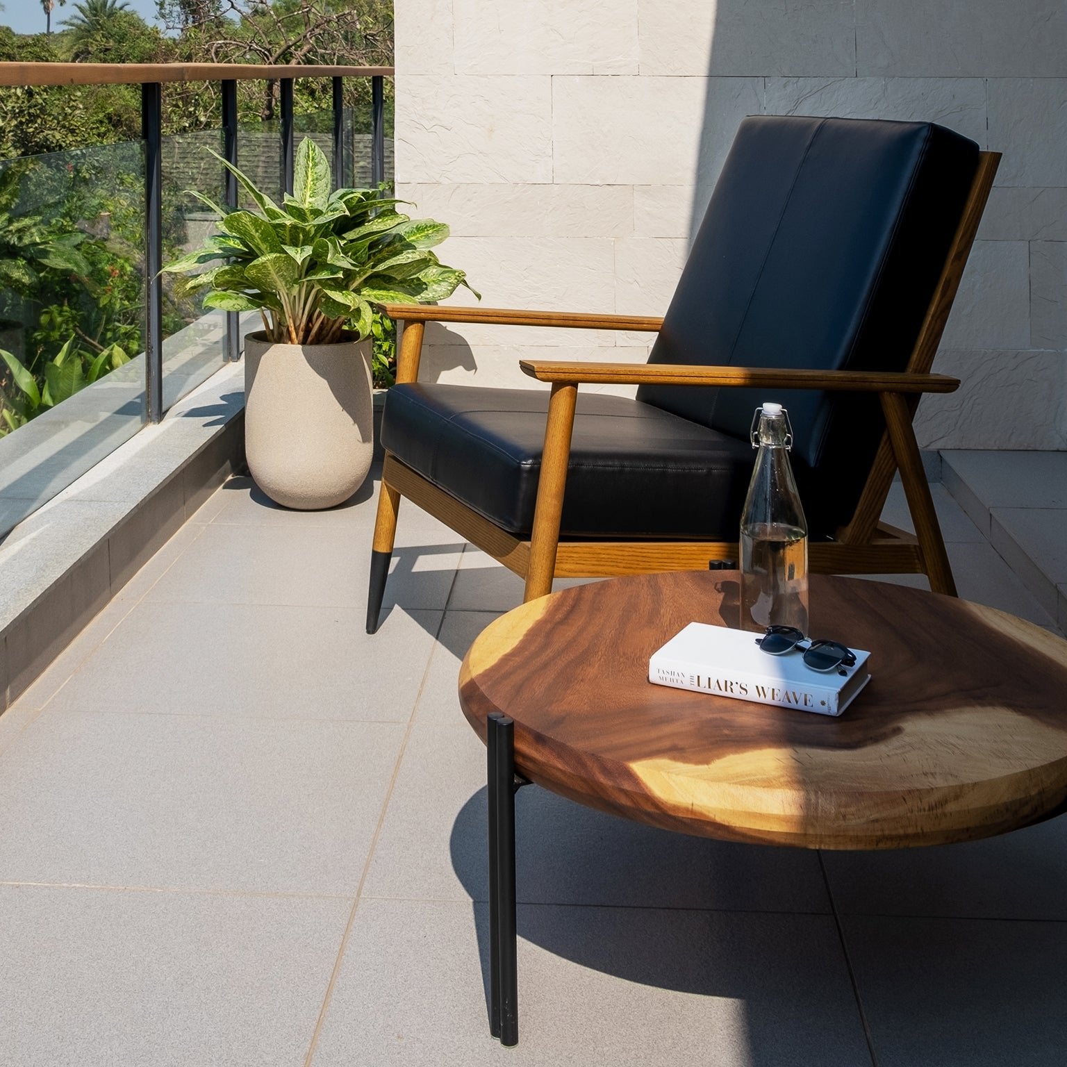 BAWA LOUNGE CHAIR - JOSMO